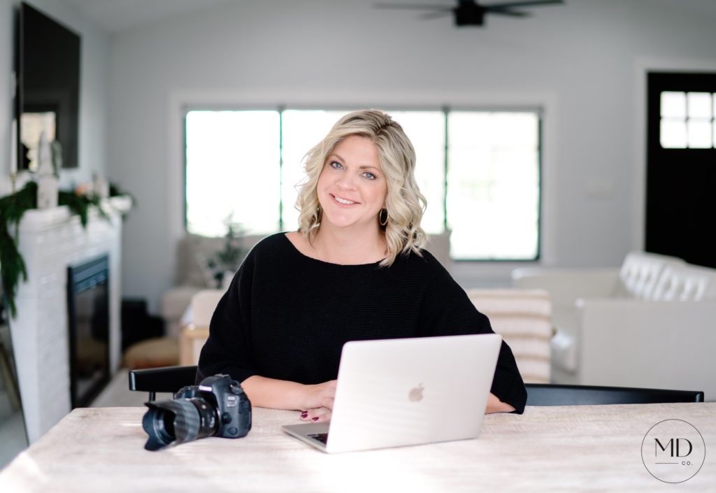 Michigan lifestyle brand photoshoot for business owners / November 2021 ...